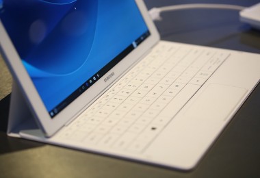 Difference Between iPad and Tablet - Pediaa.Com