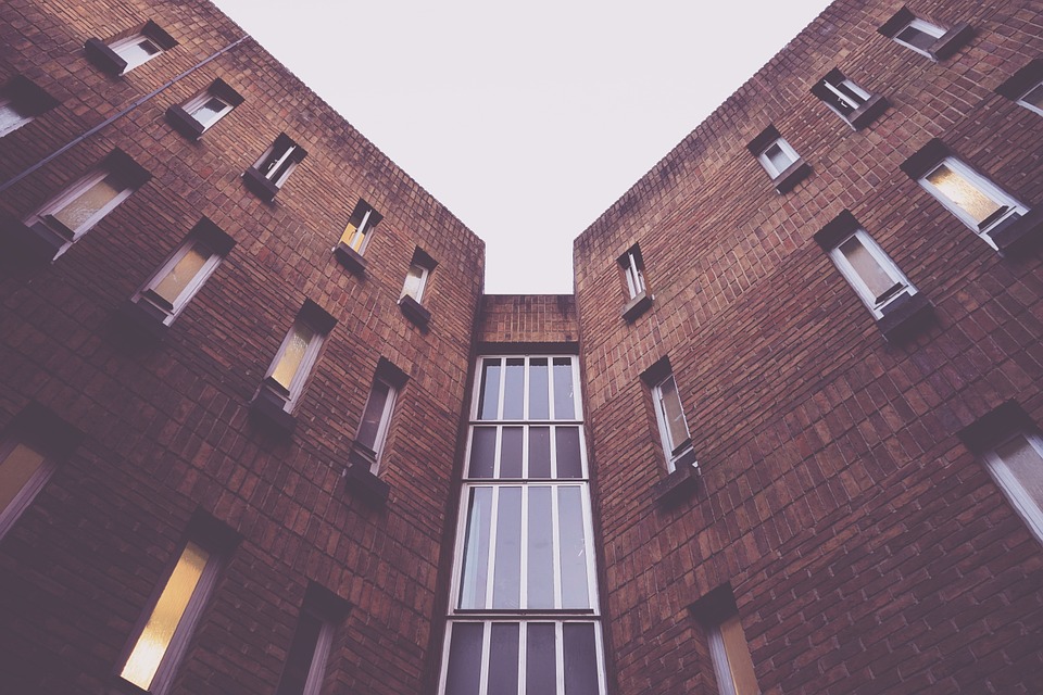 Difference Between Flat And Apartment Definition Meaning And Usage
