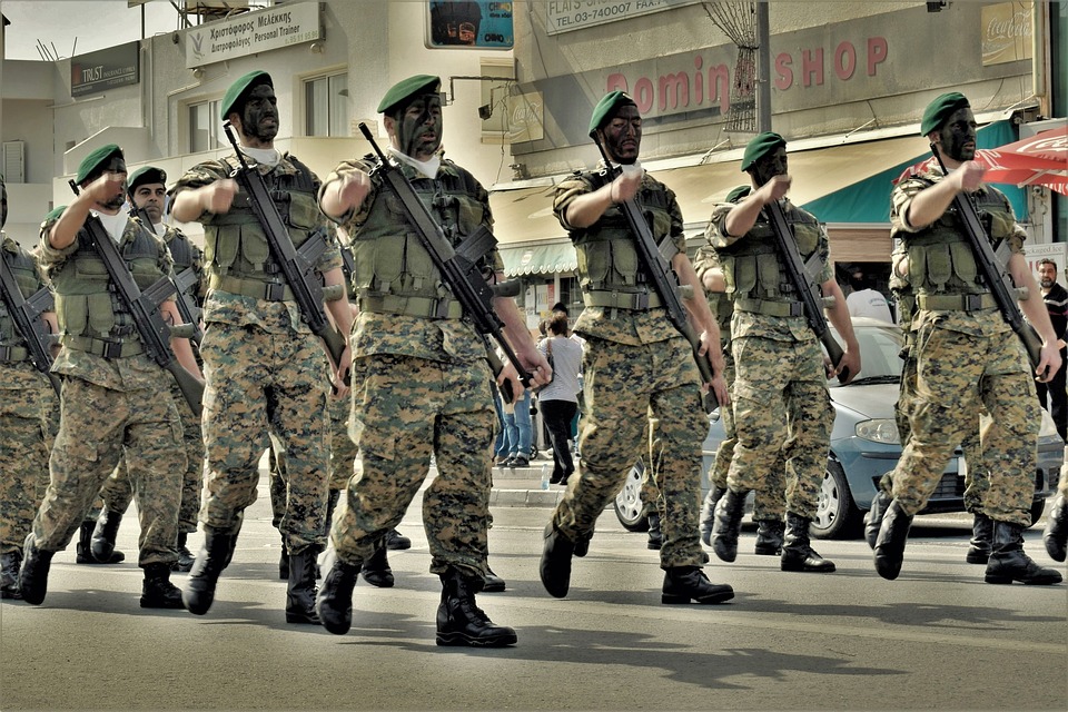 What is the Difference Between Resocialization and Desocialization ...