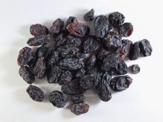 What is the Difference Between Dates and Prunes - Pediaa.Com