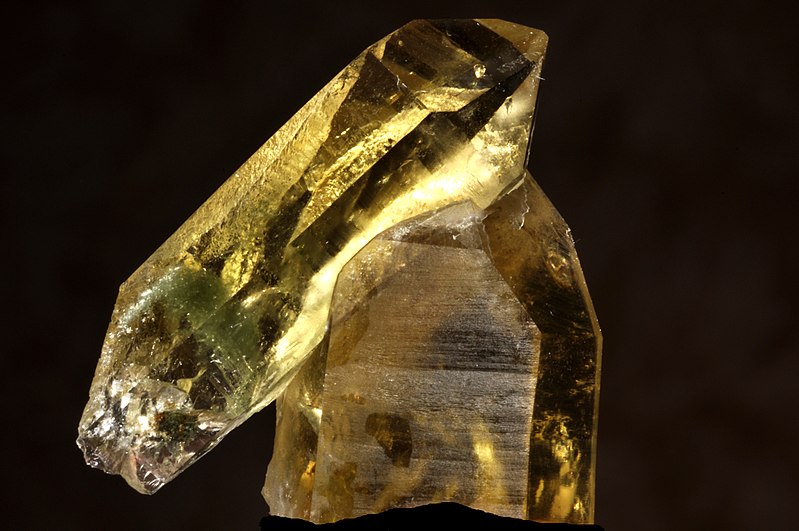 What is the Difference Between Topaz and Citrine - Pediaa.Com