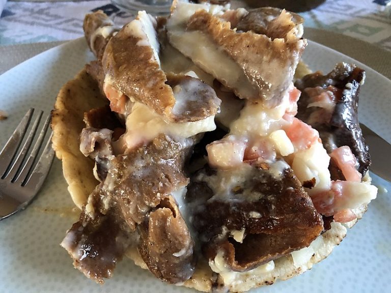 What is the Difference Between Donair and Shawarma - Pediaa.Com